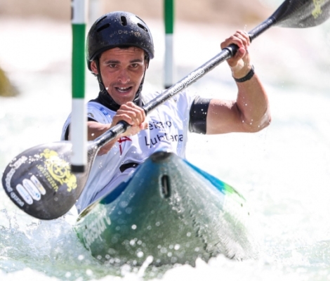 Paddlers preparing for Paris - Sydney Uni Sport